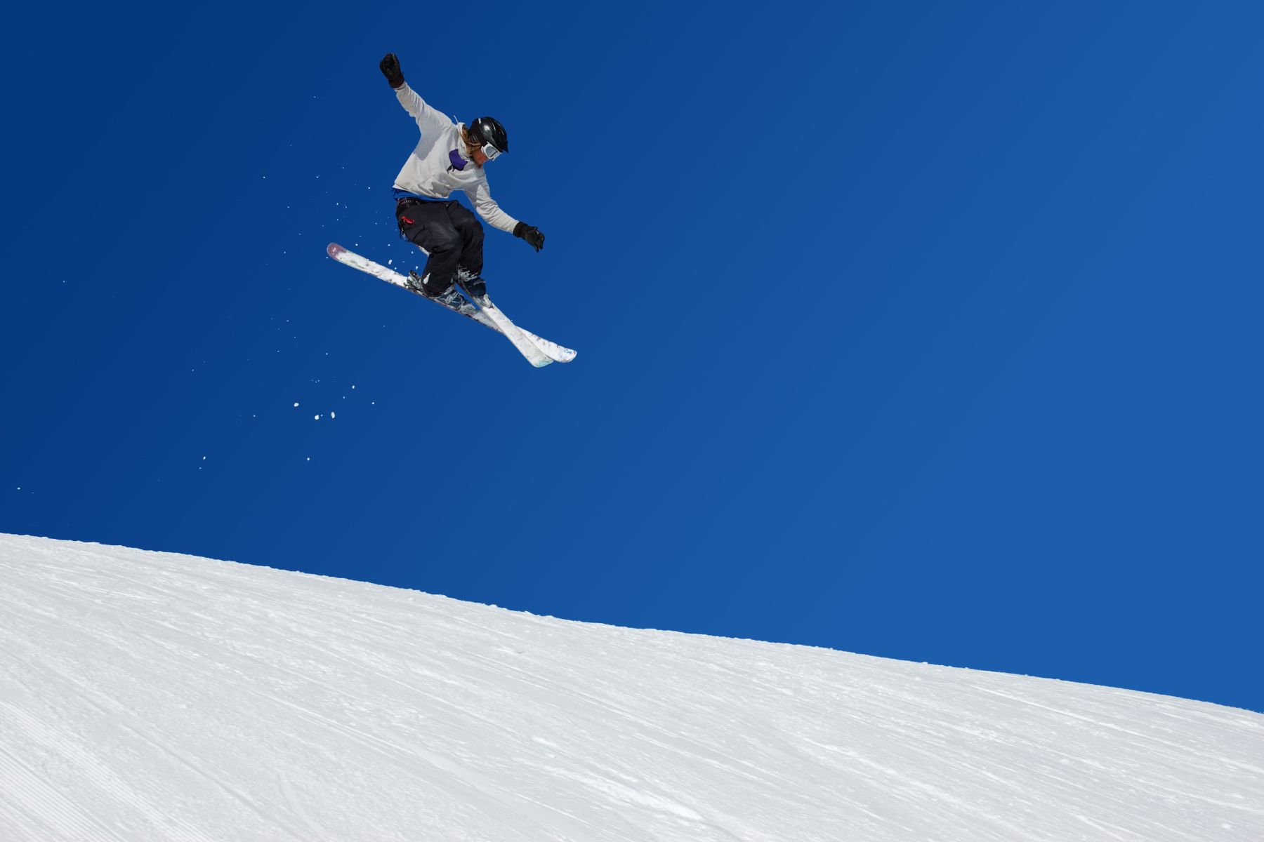 10 Best Line Skis of 2025 | All Types of Skiing